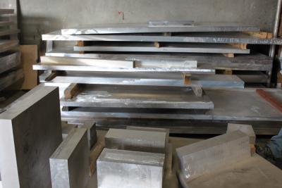 China MgZr25 Magnesium Zirconium Alloy Ingot for Investment Castings EMI RF Shielding for sale