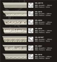 China Lightweight PU Foam Crown Molding with Carved Flowers Decorative Polyurethane Moulding for sale