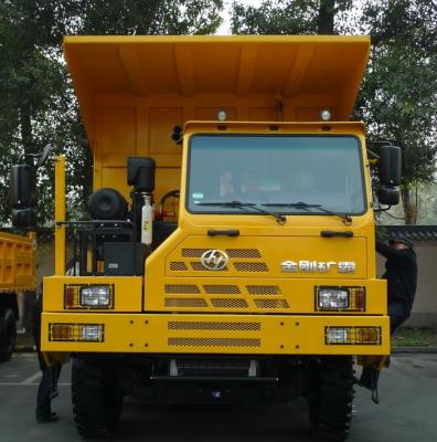 China 16 Tons Strong Mine Dump Truck with 351-450hp Horsepower and Air Conditioner Cab for sale