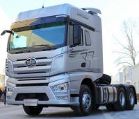 China Heavy Duty 6x4 Tractor Towing Vehicle with Air Suspension Seat and Hydraulic Steering for sale