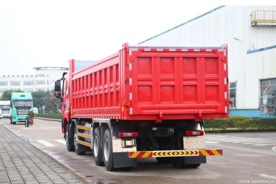 China Manual Transmission Heavy Duty Tipper Truck with ISO Tire Certification from Sinotruk for sale