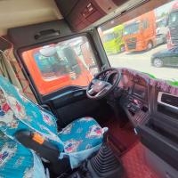 China Sinotruk Used Second Hand HOWO Transport Cargo Truck Heavy Duty CNG 6X4 Tractor Truck for sale