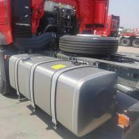 China Tubeless Tire Design 400hptx7 HOWO Tipper Trailer Truck with Carbon Steel Cargo Box for sale