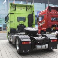 China Heavy Duty Tractor Trailer Towing Truck with 400L Fuel Tank and 351-450hp Horsepower for sale