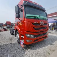 China Manual Transmission Type 600L Fuel Capacity Heavy Duty Tractor with Towing Semi Trailer for sale