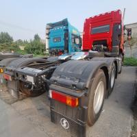 China 440HP Shacma Heavy Duty Tractor Truck for Towing Semi Trailer Made of Carbon Steel for sale