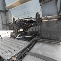 China JAC 540 Heavy Truck 560HP 6X4 Tractor with Air Suspension Seat and Hydraulic Steering for sale