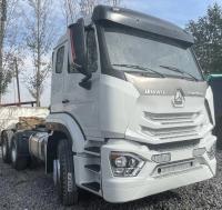 China 6 Months Shacman 400HP Heavy Duty Tractor with Air Suspension Driver Seat and ≤5 Seats for sale