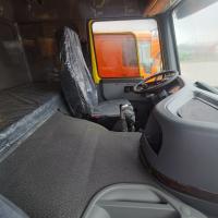 China Carbon Steel Cargo Box Sinotruck Tipper Truck 6X4 for Heavy Duty Industrial Transport for sale