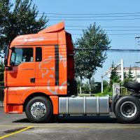 China Air Suspension Seat Equipped HOWO Heavy Duty CNG Tractor Truck for Semi Trailer Transport for sale