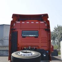 China ZZ4257N3247E1H Tubeless Tire Design Sinotruck Heavy Duty Tractor with 1000L Fuel Tank for sale