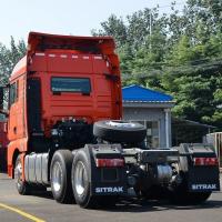 China Manual Transmission Heavy Duty CNG Tractor Truck Your Best Choice for Cargo Transport for sale