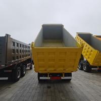 China 31-40t Heavy Duty Sinotruck Tipper with Hydraulic Steering and 50t Loading Capacity for sale