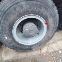 China 600L Fuel Tank Tractor with 480HP Engine and Air Suspension Driver's Seating for sale