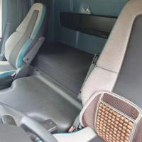 China Heavy Duty Towing Made Easy with Powerful Volvo Tractor Truck and Air Suspension Seat for sale