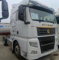 China Diesel Tractor Truck with Towing Semi Trailer Euro 5 Emission Standard and Efficiency for sale