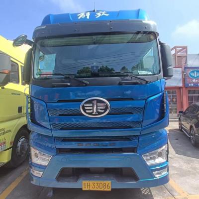 China Jiefang J7 Truck with 560 Horsepower Engine Euro 5 Emission Standard 6.8x2.5x3.8m for sale