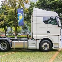 China Used Man Tgx Series Heavy-Duty Truck 560 Horsepower 6X4 Air Suspension Seat Tractor for sale