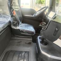 China 540HP Manual Transmission Truck Tractor for Heavy-Duty Hauling and Transport Solutions for sale