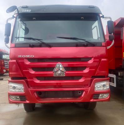 China Tubeless Tire Design Sinotruk and Hydraulic Steering for Dependable Commercial Chassis for sale