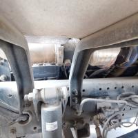 China Sinotruk Heavy Duty Truck Chassis with Hydraulic Steering and Tubeless Tire Design for sale