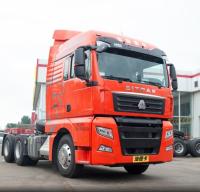 China Heavy Duty Trailer Truck with Air Suspension Driver Seat and 6.8x2.5x3.8m Dimensions for sale