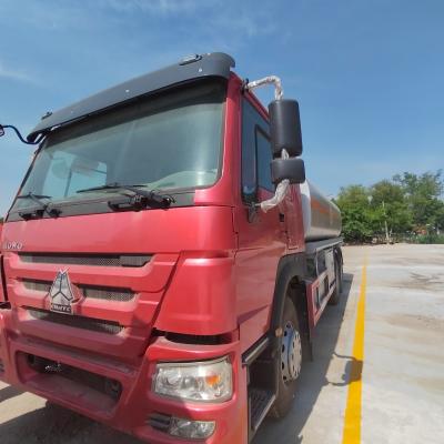 China Sinotruk HOWO 6X4 336HP 15cbm Vacuum Tanker Truck Sewage Truck Model Zz1257n4641W with 1 for sale