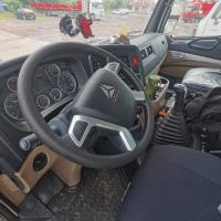 China Spacious and Heavy Duty Sinotruck Vehicle for Towing Semi Trailer Horsepower 351-450hp for sale