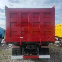 China Durable Hauling Truck Hovo 6X4 LHD with 6 Months After-sales Service and 371HP Horsepower for sale