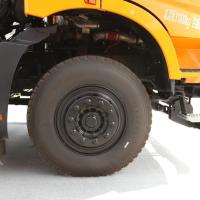 China Beiben Heavy Duty 8X4 Trucks 320 HP 5.6-Meter Self Dumping Used Sinotruck with 6 Months for sale