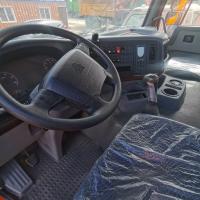 China Affordable 351-450hp Heavy Duty Diesel Tractor Truck with Air Suspension Driver Seat for sale
