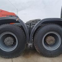 China Powerful 480HP Engine and 1000L Fuel Tank Tractor Truck for Towing Requirements for sale