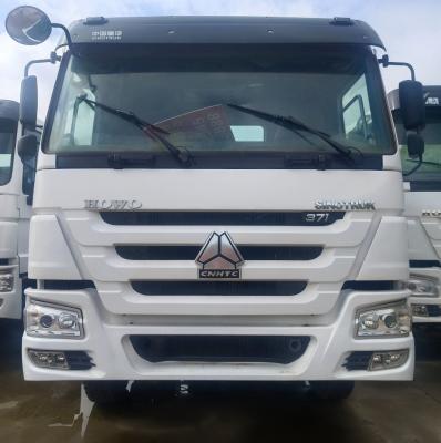 China 6.8x2.5x3.8m Heavy Duty HOWO 371HP Diesel Traction Truck with Air Suspension Seat for sale