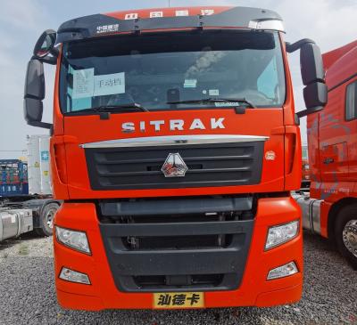 China Sinotruck Tractor Truck Sales Manual Transmission Type and 1000L Fuel Tank for Towing for sale
