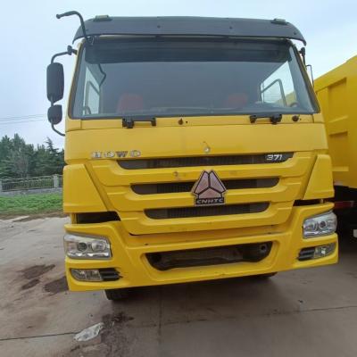 China Powerful Dumping and Loading Capacity 31-40t Sinotruk Tipper Truck for Heavy Duty Mining for sale