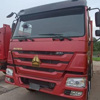 China Tyres and Sinotruck Chassis 40t Loading Capacity Mining Equipment Truck for Heavy Duty for sale