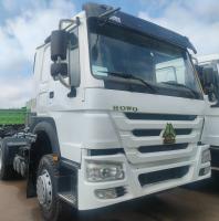 China Freight Transport Customized Heavy Duty HOWO Truck Tractor with Tubeless Tire Design for sale