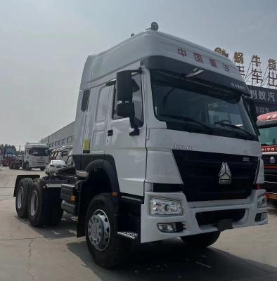 China Tyre Robust Construction Vehicle with Hydraulic Steering System and Sinotruk Chassis for sale