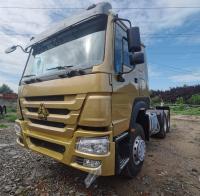 China Customized Request Carbon Steel Cargo Box HOWO Tractor Truck with 1000L Fuel Tank for sale