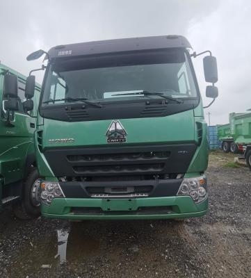 China 400-600L Fuel Tank Transportation Van with After-sales Service and 11.6mX2.55mX3.96m Size for sale