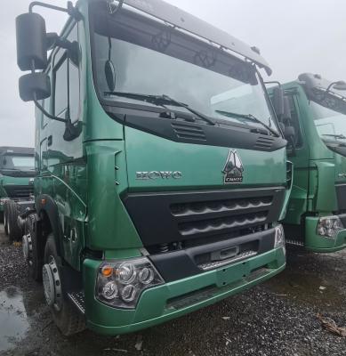 China Tires and 400-600L Fuel Tank Heavy Duty Tractor Truck for Long Distance Transportation for sale
