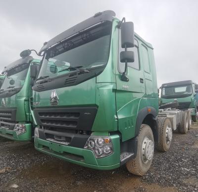 China 11.6mX2.55mX3.96m Family Car Box Truck with Tires and 400-600L Fuel Tank Second-Hand for sale