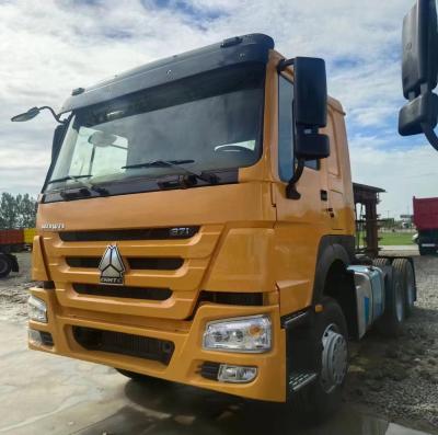 China Initial Payment Economical 2024 Heavy Duty Sinotruck 6X4 Tractor with 600L Fuel Tank for sale