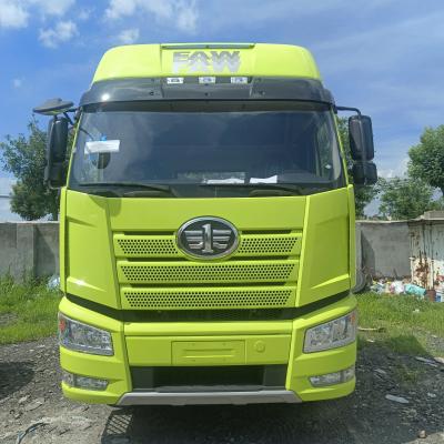 China ZZ4257N3247E1H 6.8x2.5x3.8m FAW Jiefang J6p420HP Diesel 6X4 Tractor Transport Vehicle for sale