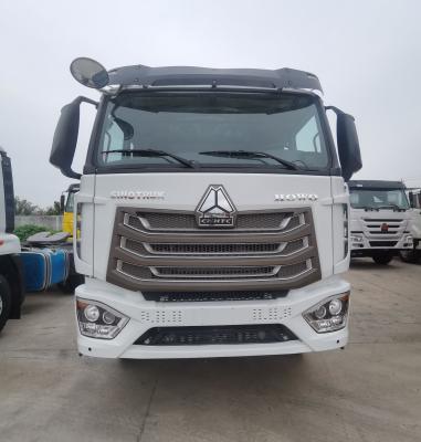 China Hydraulic Steering Used HOWO Tractor Truck 600L Fuel Tank for Towing for sale