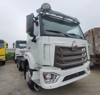 China Hydraulic Steering and Tubeless Tire Design for Heavy Duty Shacman 400HP Dump Truck for sale