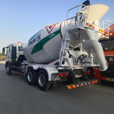 China Carbon Steel Cargo Box Hydraulic Steering Concrete Mixer Truck for Smooth Operation for sale