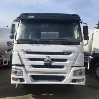 China Sinotruk Concrete Mixer Truck for Heavy Duty Construction at 10245x2496x3450m Size for sale