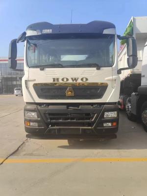 China Sinotruk Chassis Hydraulic Power Steering Concrete Mixer with 8 Displacement and 400hp for sale