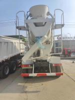 China Sinotruk Chassis Hydraulic Power Steering Concrete Mixer with 8 Displacement and 400hp for sale